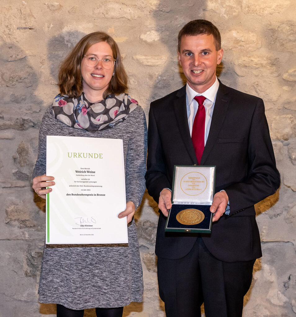 Lobhudelei – Weirich Weine